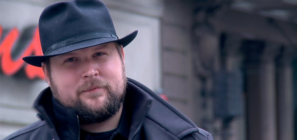 Notch Updates His Twitter Account – Point & Clickbait Notch Updates His Twitter Account – Point & Clickbait